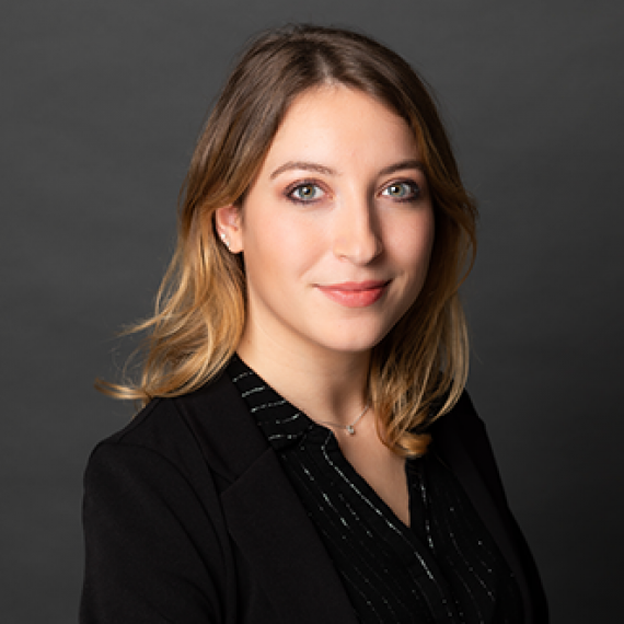 ASTRUC Julie - Cabinet d'avocats d'Affaires Simon Associés